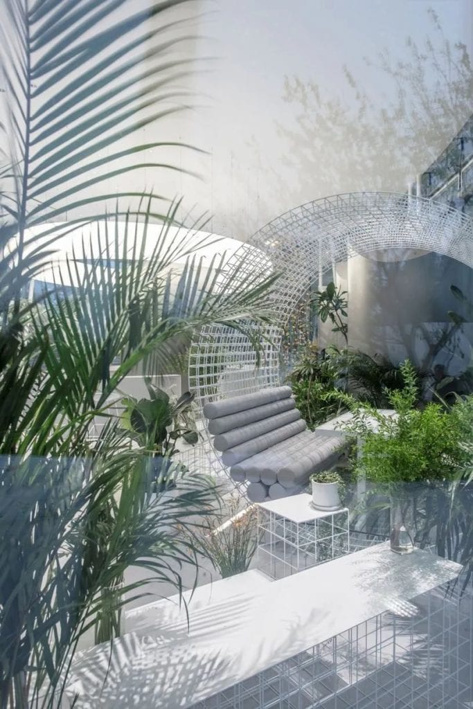 Minimalist Naturalism, Create a Four Season Flower House in a Small ...