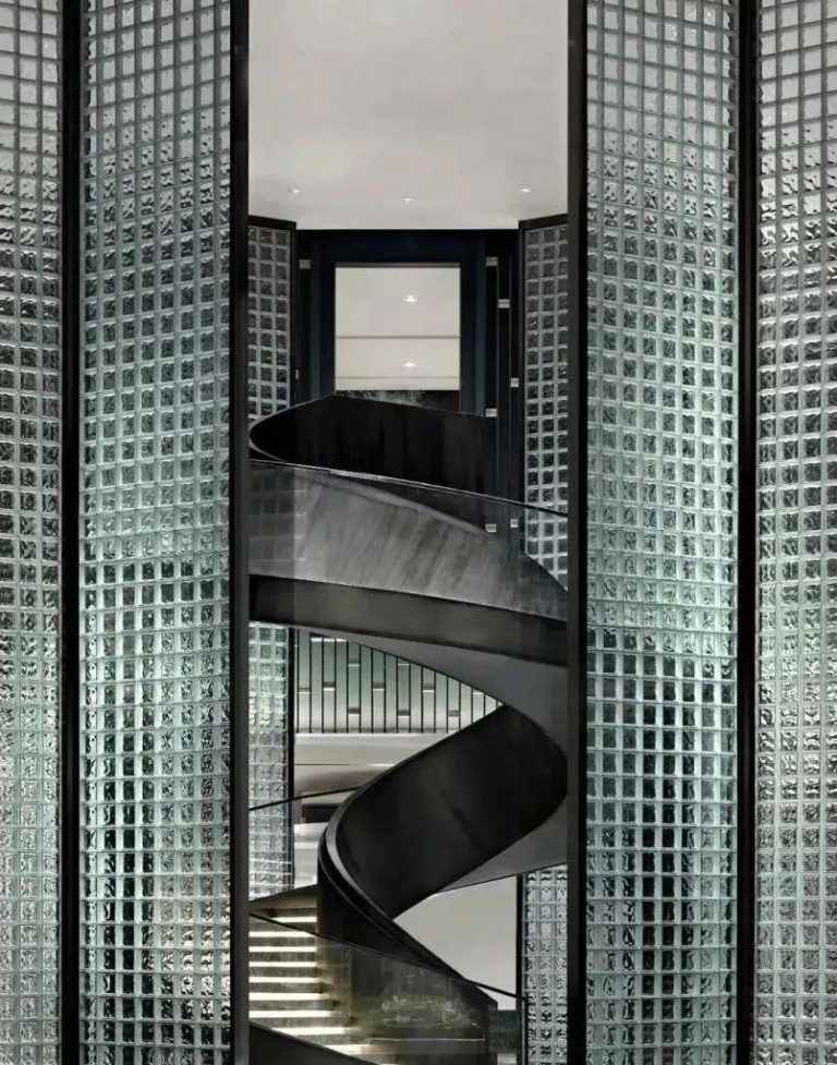 What Is A Steel Revolving Staircase?