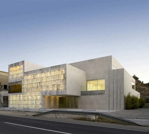 What is Translucent (Light Transmitting) Concrete?